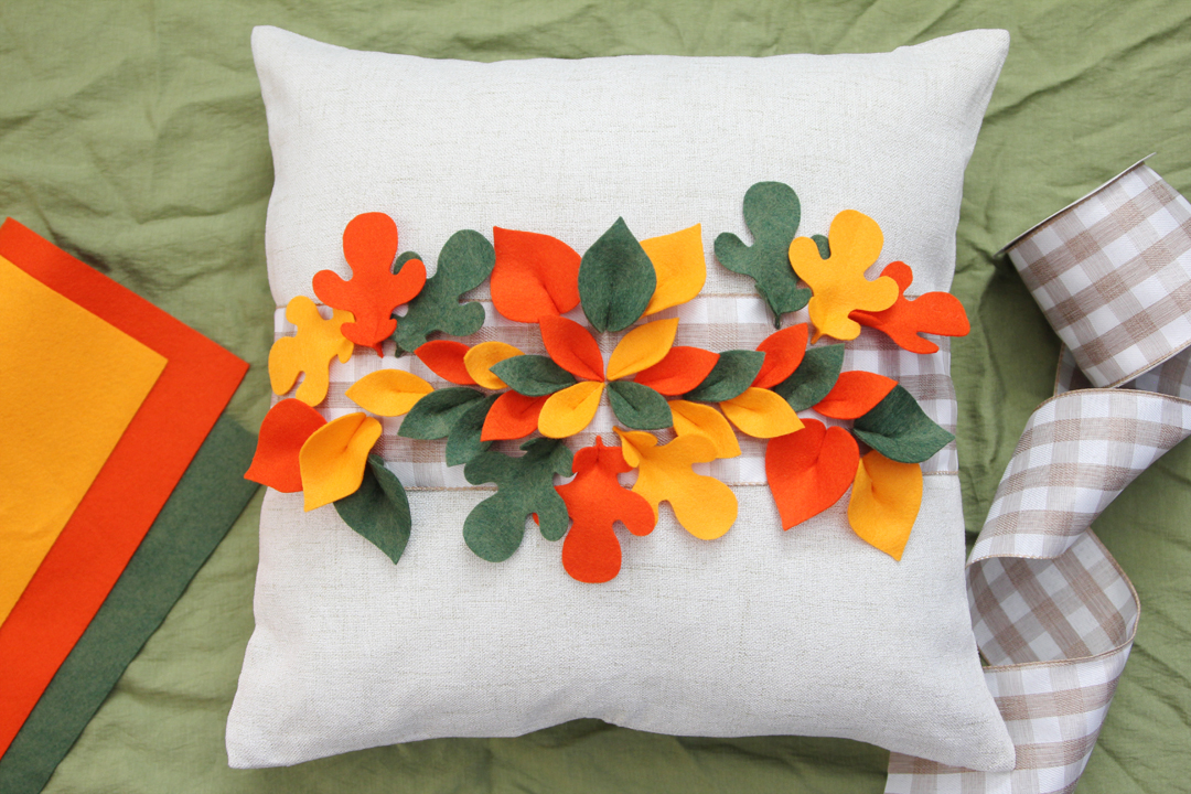 Free Class - Fall Felt Pillow Wrap - Finding Time To Create