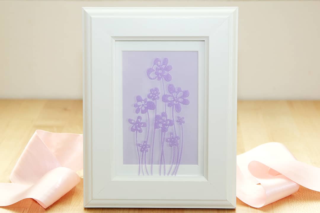 Dress up a Frame with Vinyl - Finding Time To Create